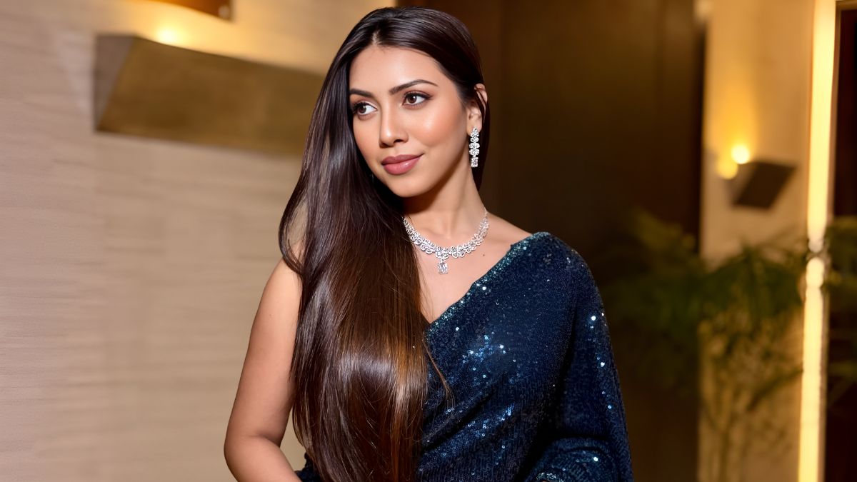 Simran Khan Biography: जीवनी, परिवार, आयु, बॉयफ्रेंड, वेब सीरीज